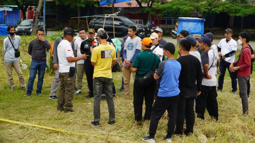 FDI Selenggarakan Pelatihan dan Sertifikasi Pilot Drone Indonesia | Komite