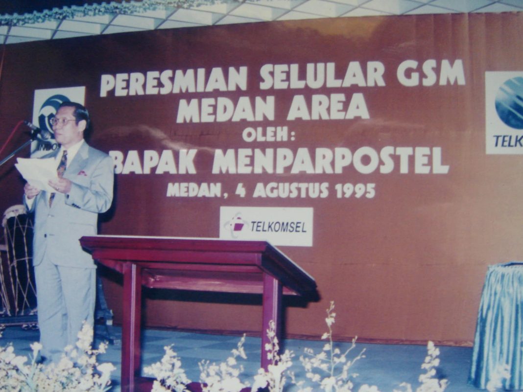 HUT TELKOMSEL KE-29 : SEJARAH AWAL MULA TELKOMSEL DI INDONESIA | Komite